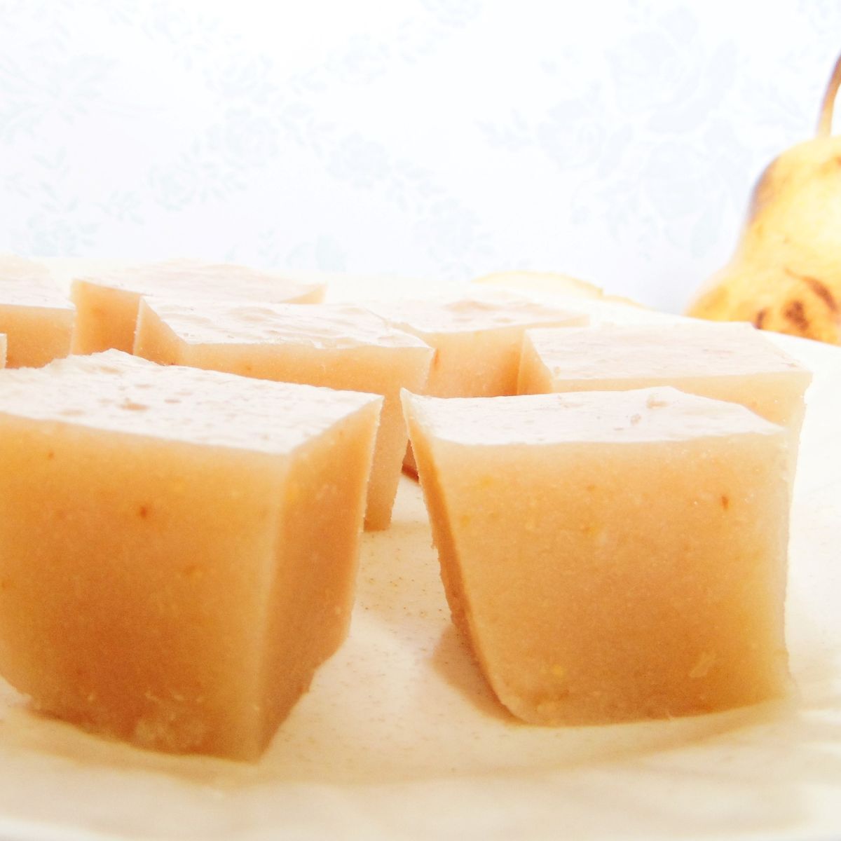 How to Make Jello with Beef Gelatin (and 4 Recipes) - Out by the door